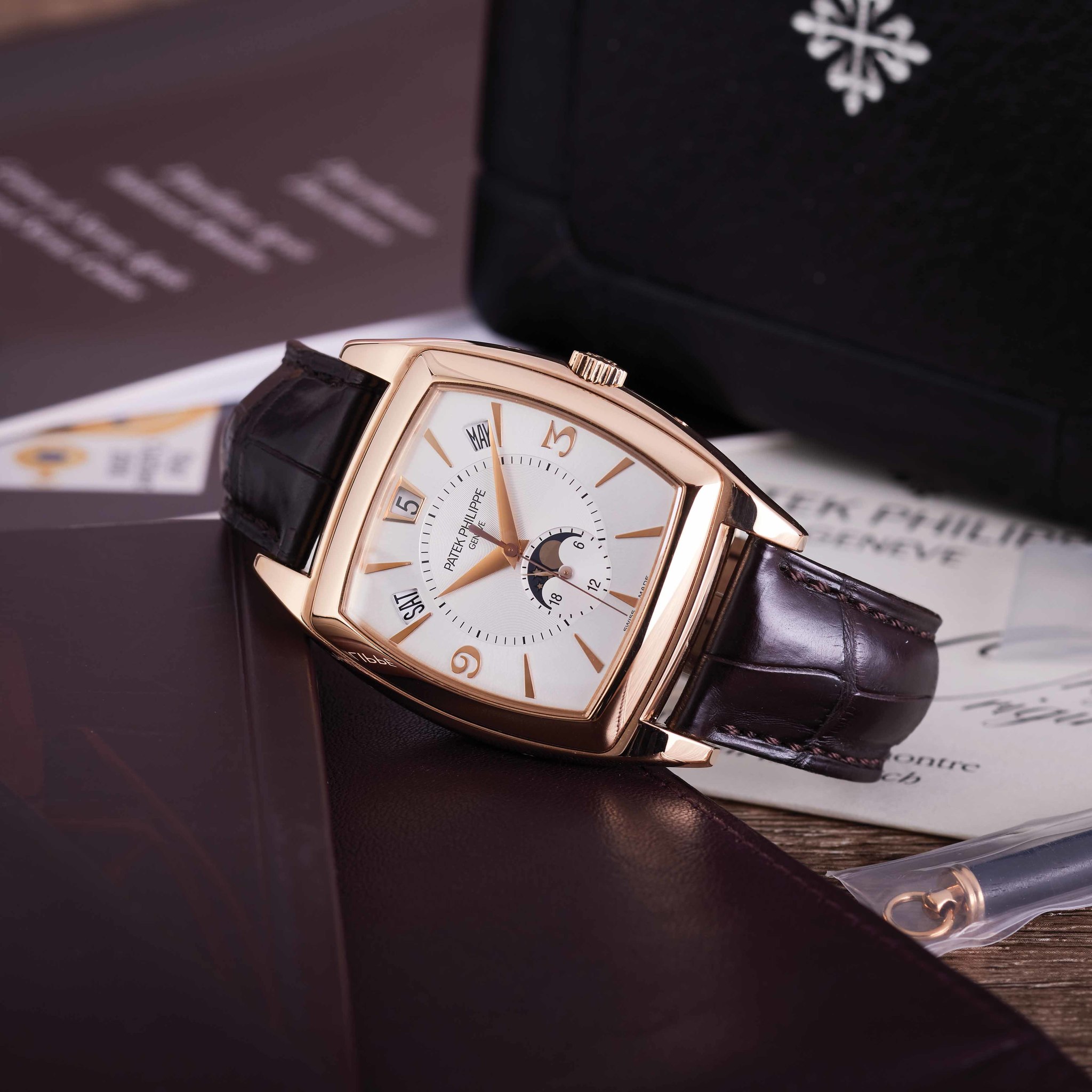 PATEK PHILIPPE, REF. 5135R-001, GONDOLO CALENDARIO, 18K PINK GOLD ...